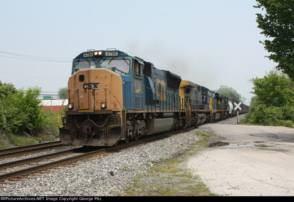 CSX 4766 at Rosedale, MD
